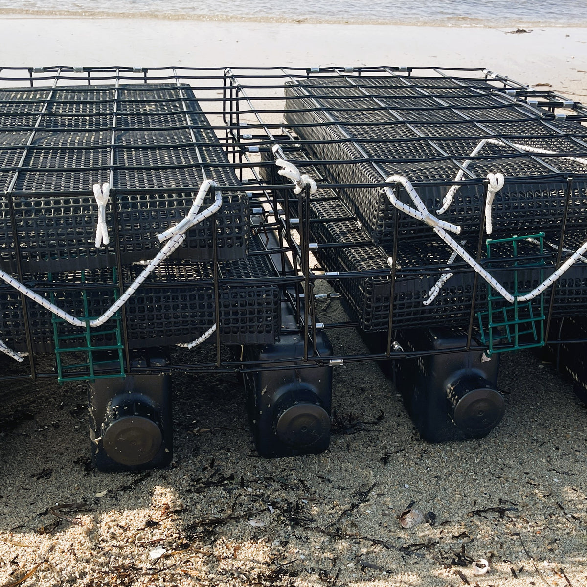 Flow N Grow™ EZ Flip 4 Bay Floating Cage – Ketcham Supply